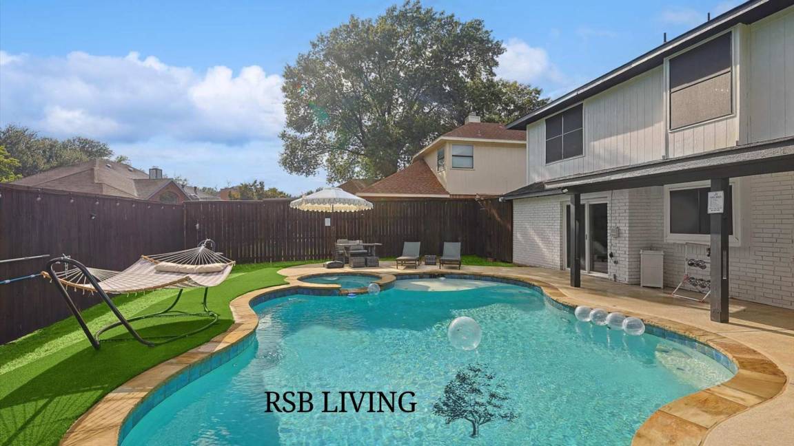House ∙ 4 Bedrooms ∙ 11 Guests - Flower Mound, TX