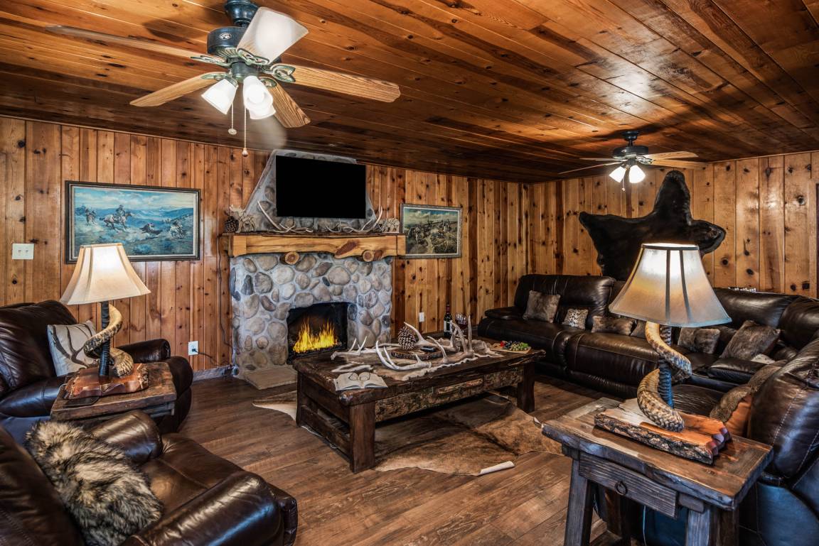 176 M² Cabin ∙ 3 Bedrooms ∙ 8 Guests - Ruidoso, NM