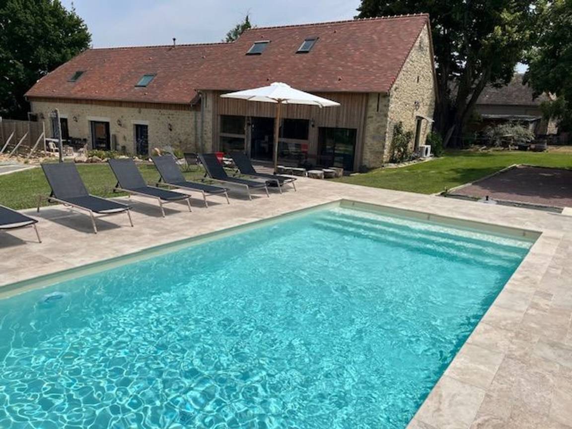300 M² Cottage ∙ 6 Chambres ∙ 15 Personnes - Sarthe