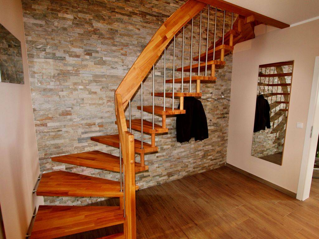 130 M² Ferienhaus ∙ 3 Schlafzimmer ∙ 6 Gäste - Mecklenburgische Seenplatte