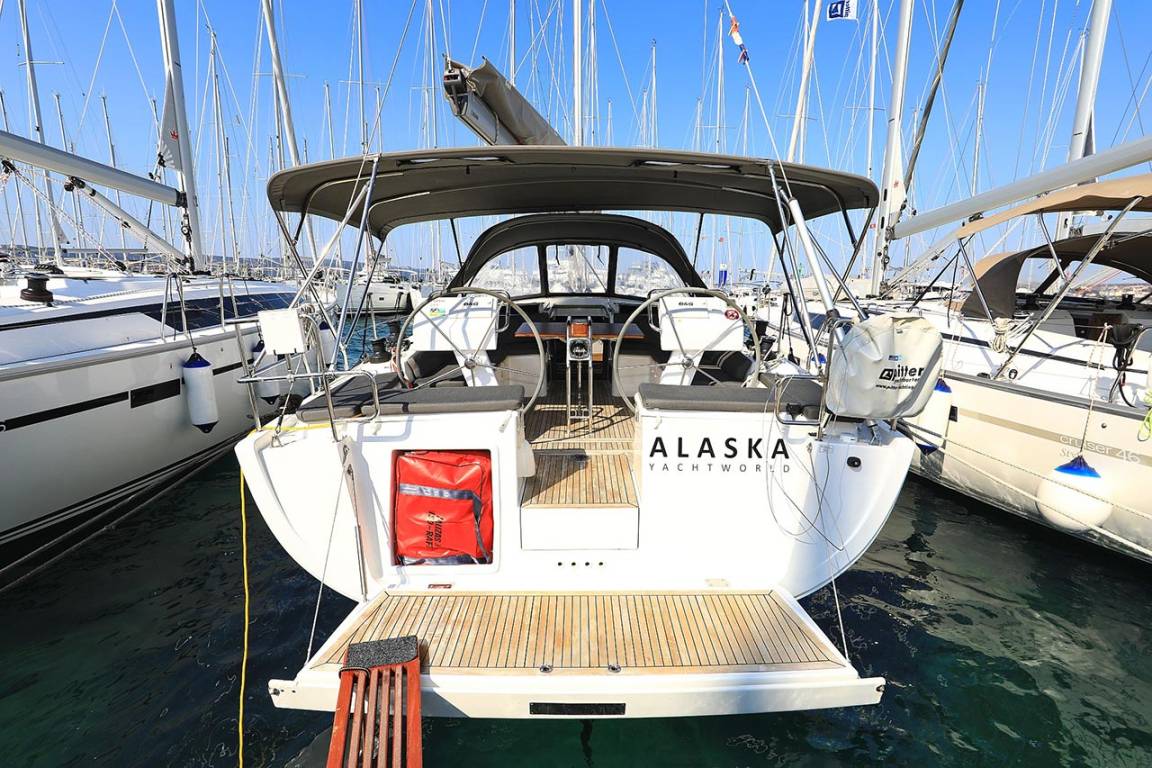 14 M² Houseboat ∙ 3 Bedrooms ∙ 6 Guests - Croatia