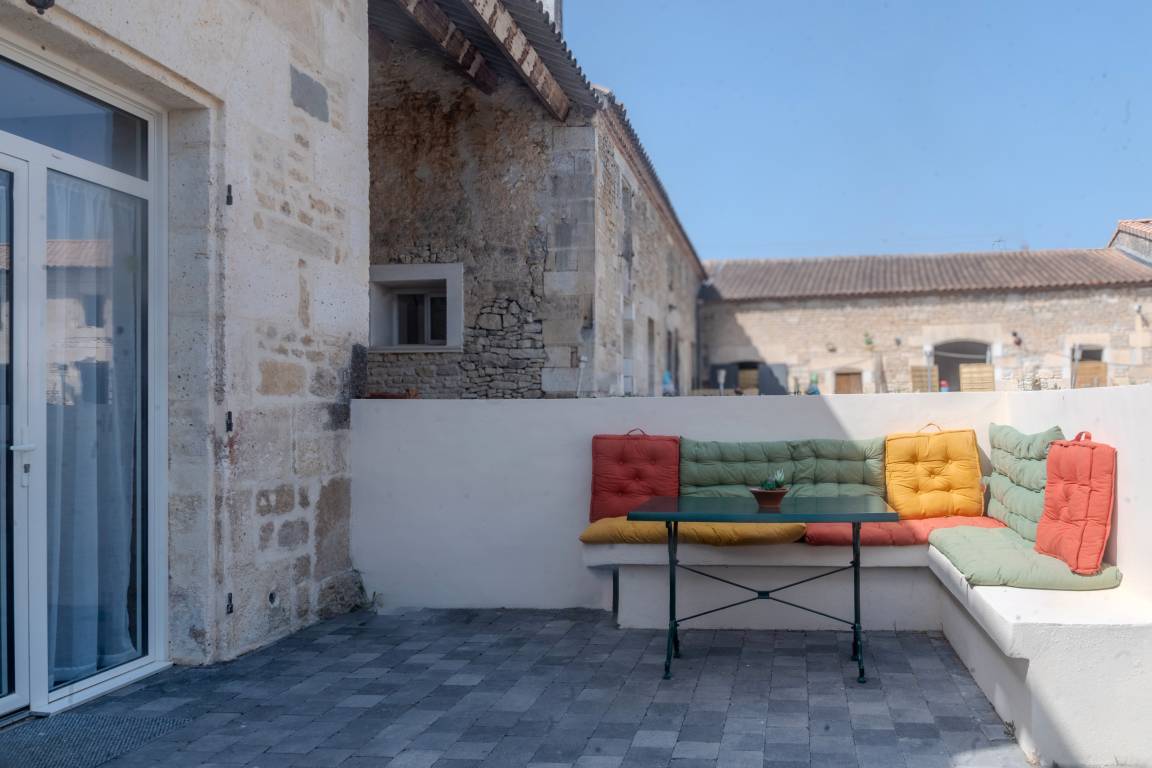 65 M² House ∙ 2 Bedrooms ∙ 4 Guests - Angoulême