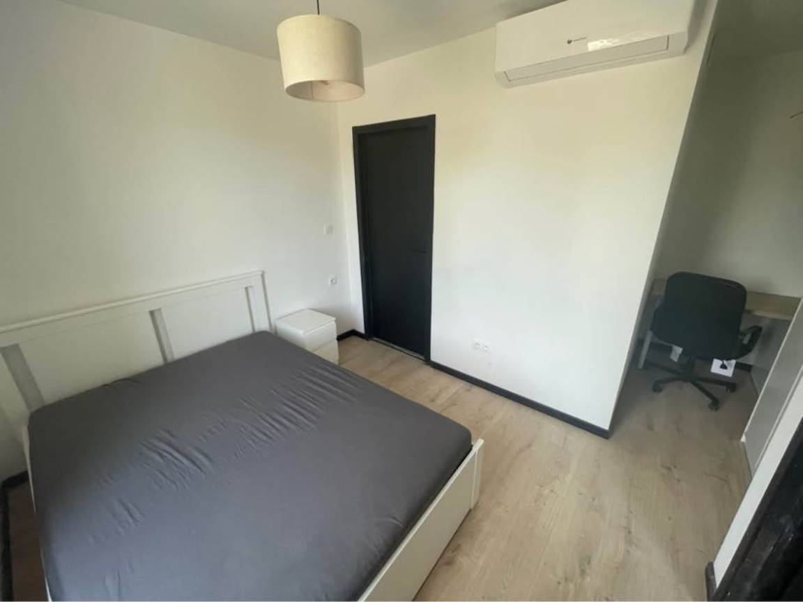 250 M² Chambre Privée ∙ 1 Chambre ∙ 4 Personnes - Charleroi