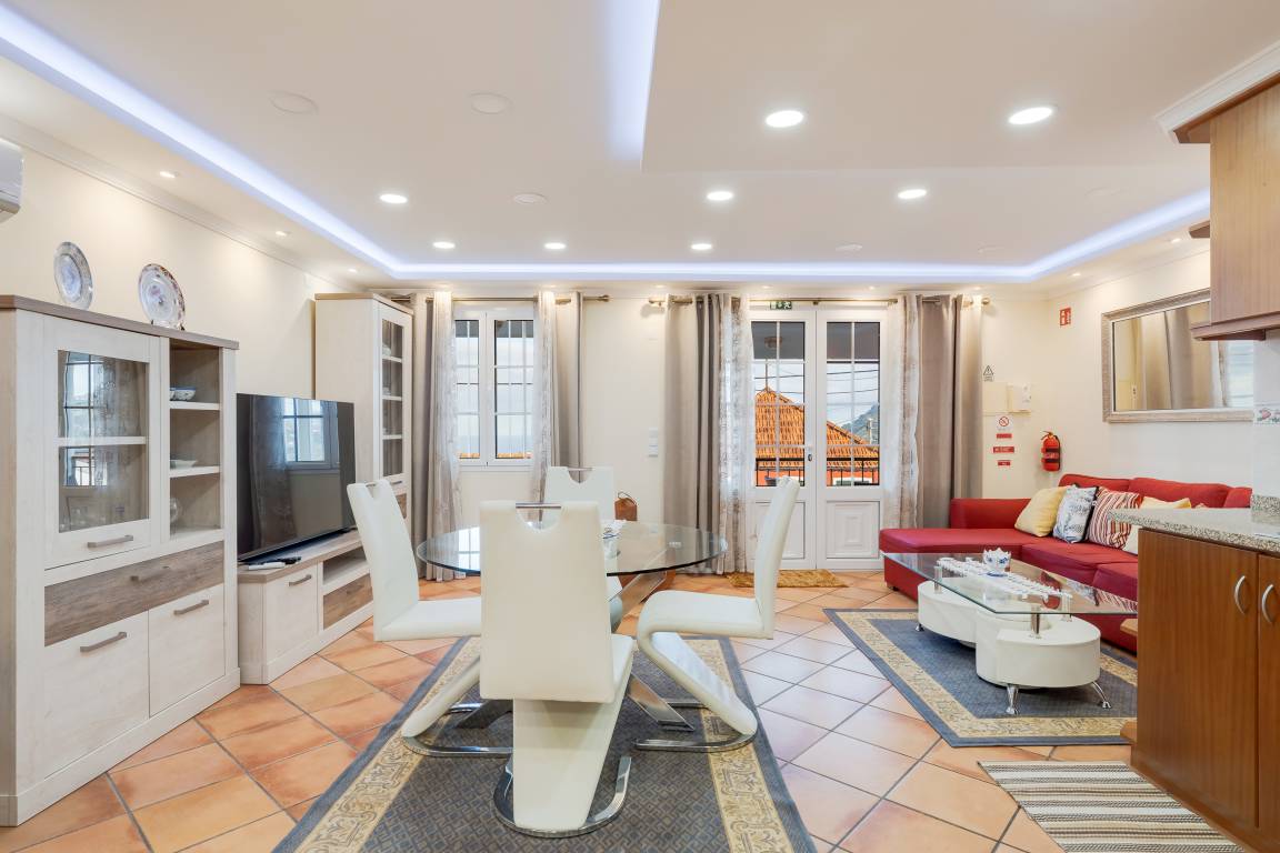 71 M² Casa ∙ 2 Quartos ∙ 3 Hóspedes - Madeira