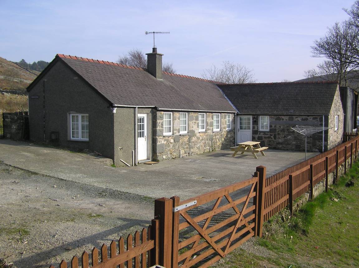 90 M² Cottage ∙ 3 Bedrooms ∙ 6 Guests - Llŷn Peninsula