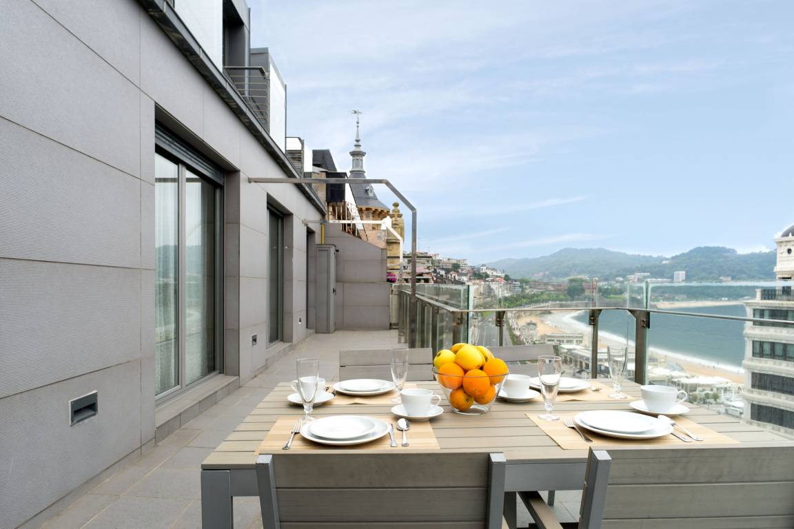 85 M² Apartamento ∙ 2 Habitaciones ∙ 4 Huéspedes - Donostia-San Sebastian