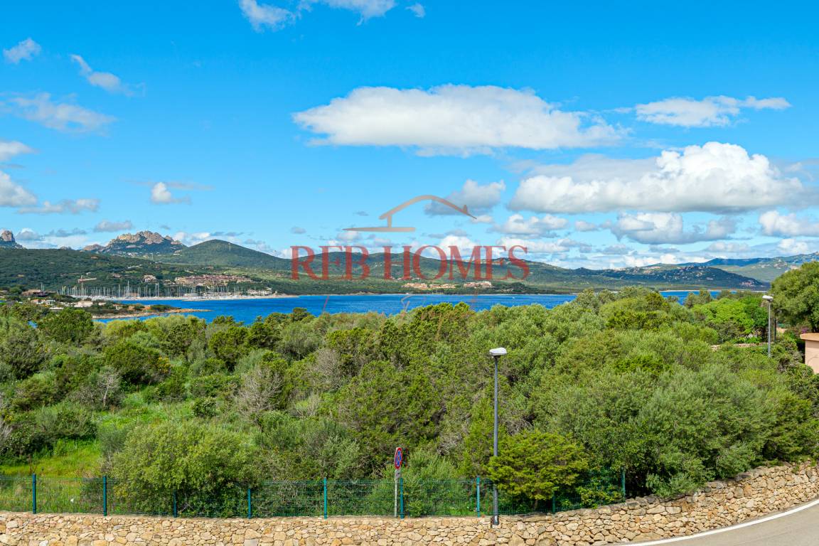 80 M² Apartamento ∙ 3 Habitaciones ∙ 7 Huéspedes - Olbia