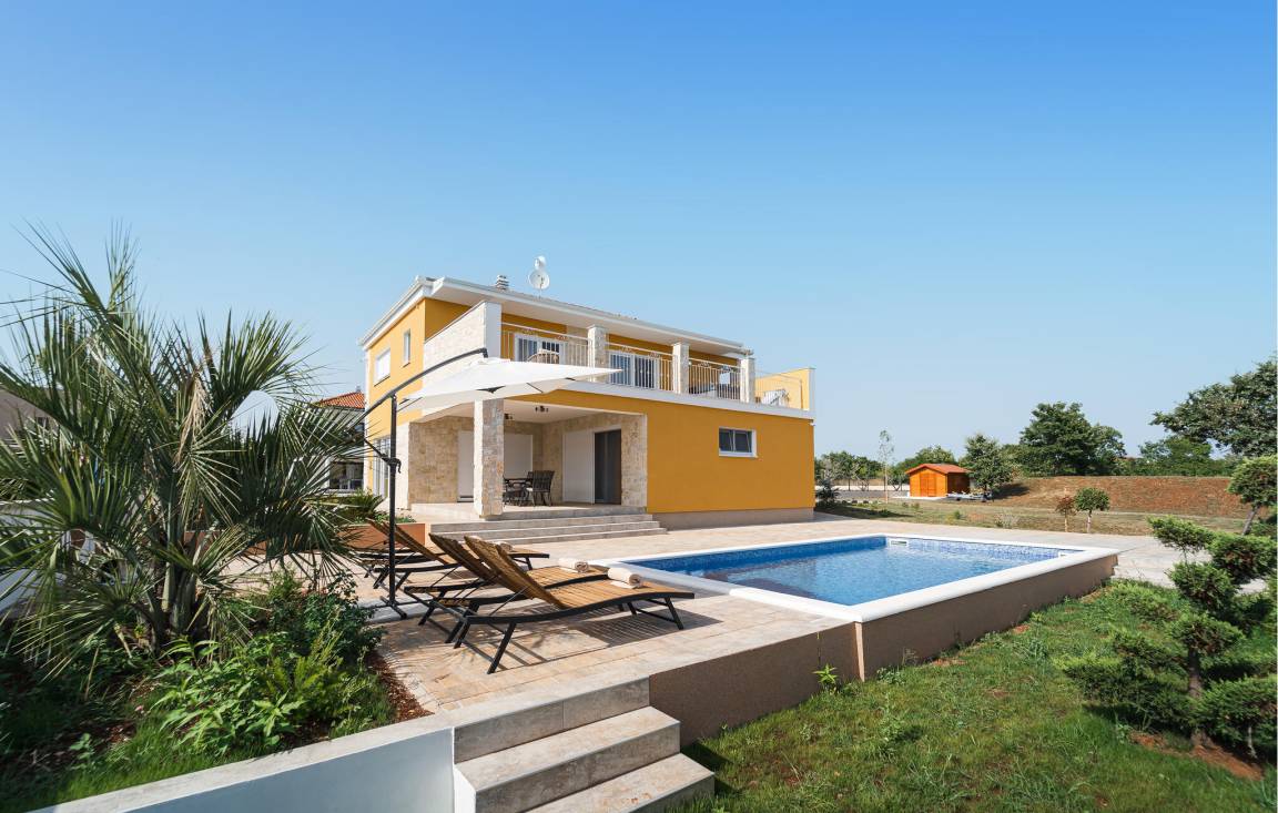 200 M² House ∙ 4 Bedrooms ∙ 10 Guests - Croatia