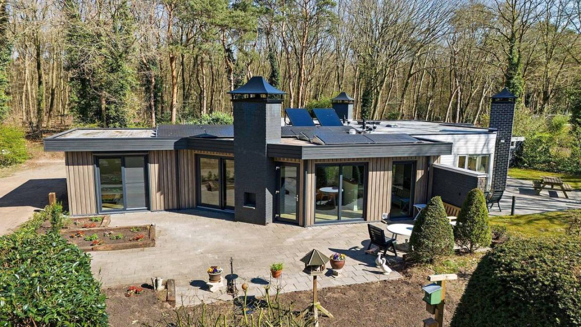 68 M² Huis ∙ 1 Slaapkamer ∙ 4 Gasten - Coevorden