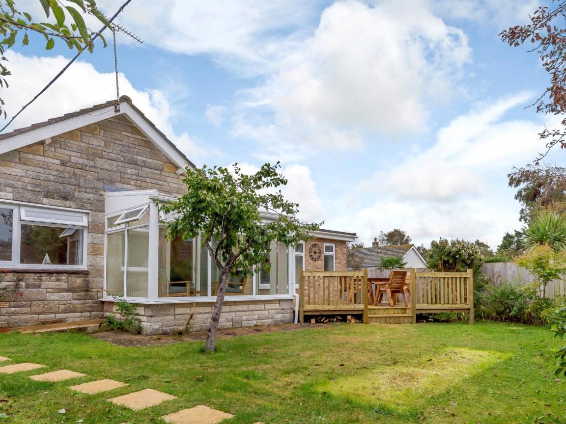 Cottage ∙ 3 Bedrooms ∙ 6 Guests - Lymington
