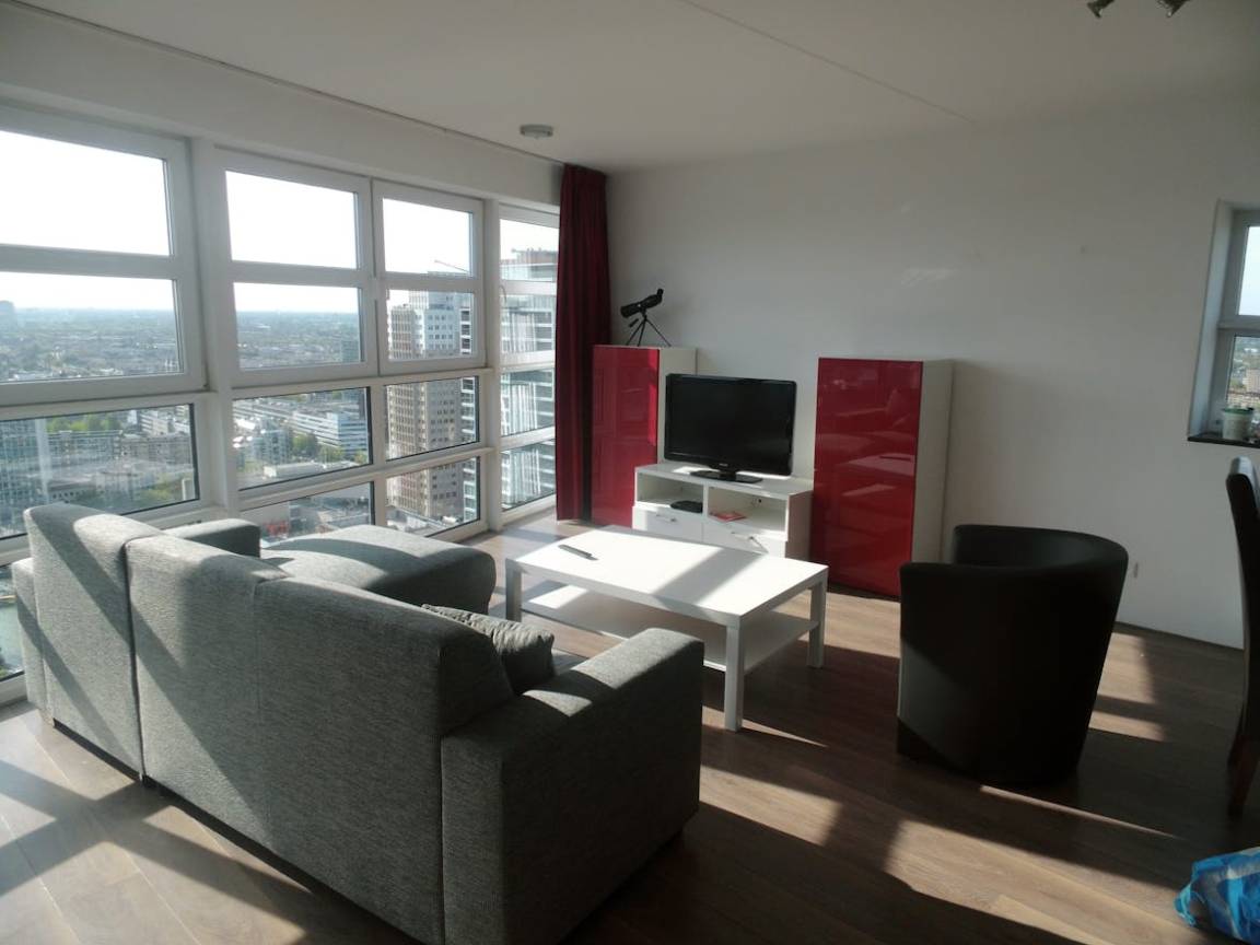 80 M² Apartment ∙ 2 Bedrooms ∙ 3 Guests - Rotterdam