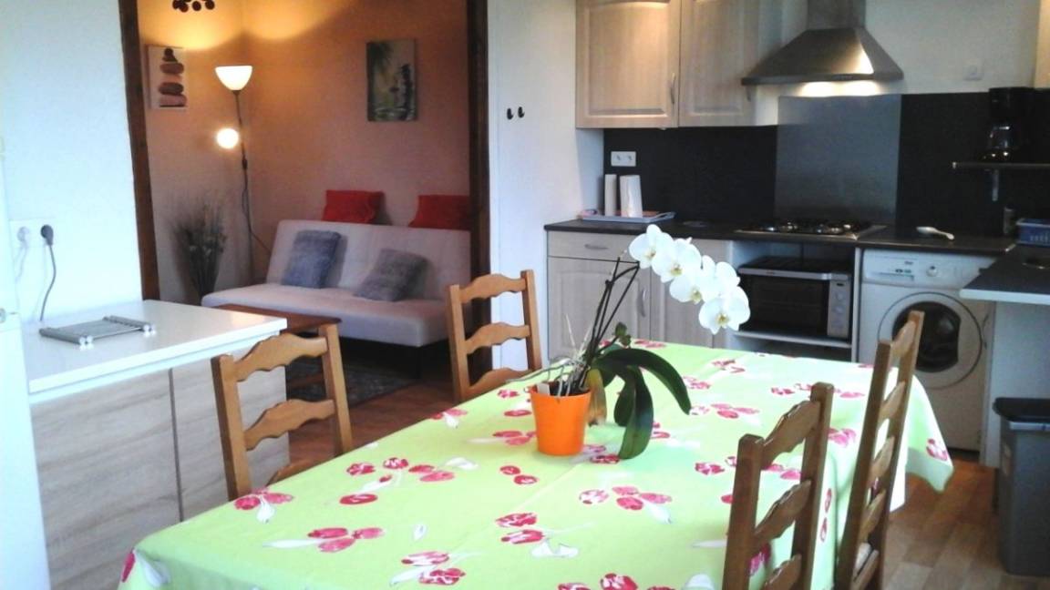 49 M² Gîte ∙ 2 Chambres ∙ 4 Personnes - Jugon-les-Lacs