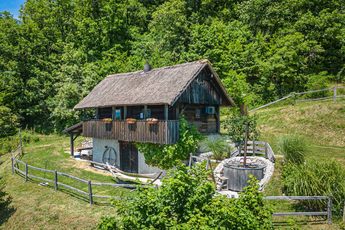 36 M² House ∙ 2 Bedrooms ∙ 4 Guests - Šmarješke Toplice