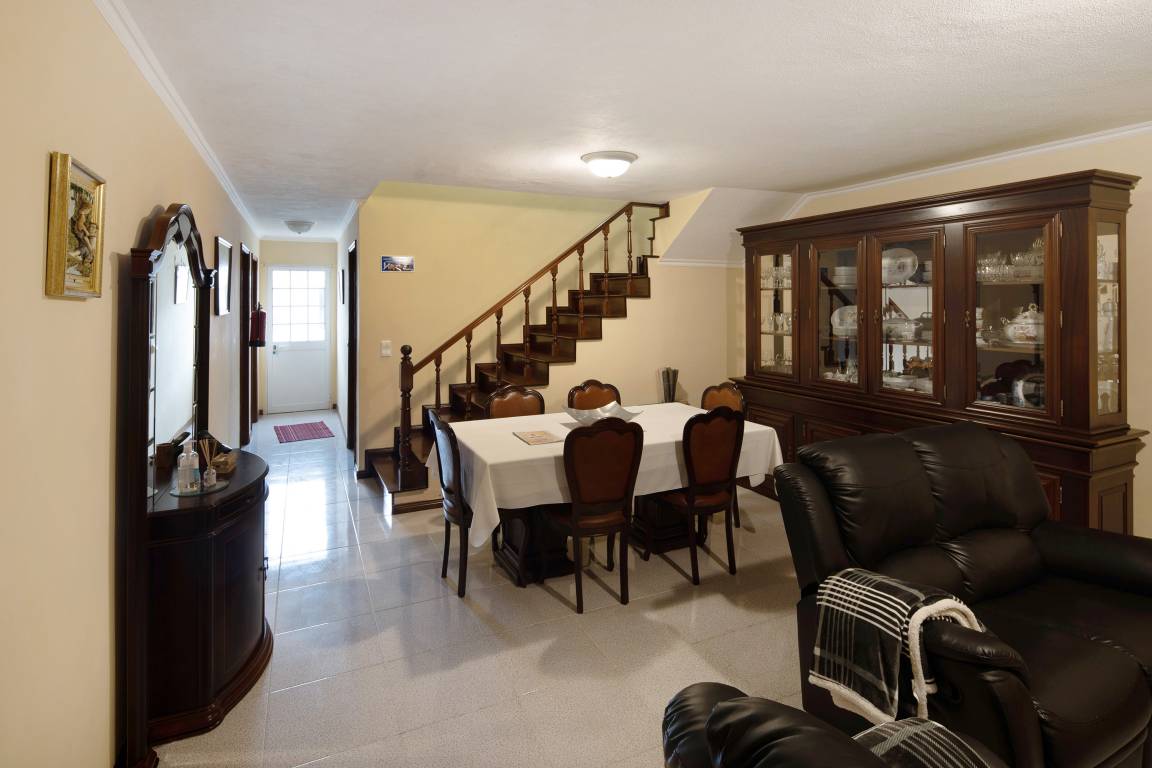 180 M² House ∙ 3 Bedrooms ∙ 6 Guests - Ribeira Grande