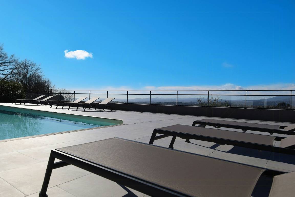 220 M² Maison De Vacances ∙ 4 Chambres ∙ 11 Personnes - Nice