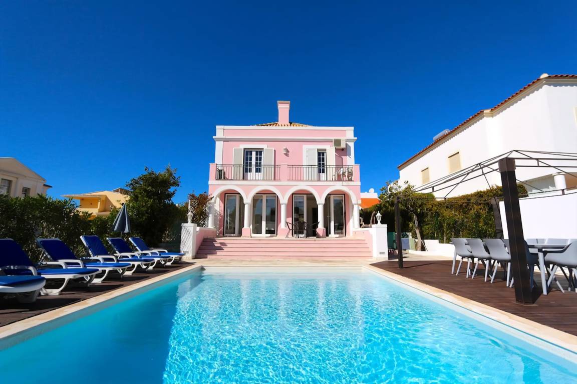 400 M² Villa ∙ 6 Bedrooms ∙ 13 Guests - Vilamoura