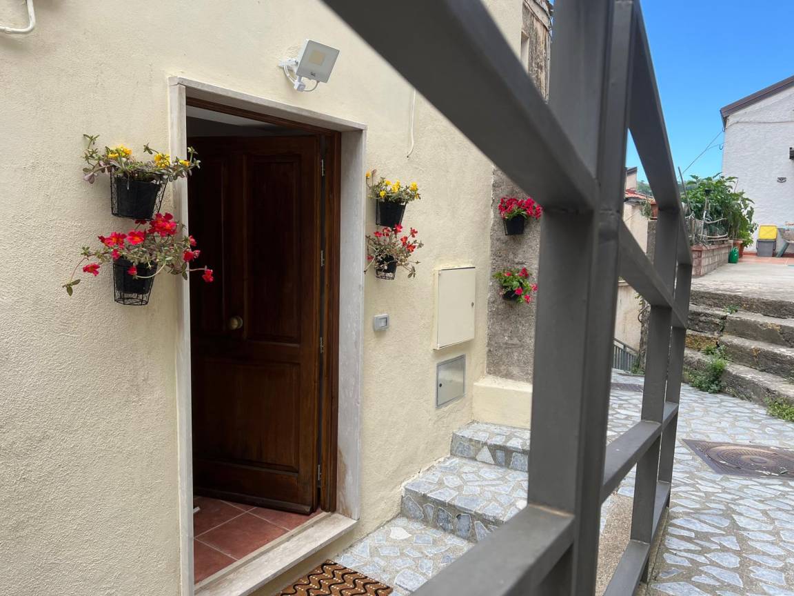 95 M² Apartamento ∙ 1 Quarto ∙ 5 Hóspedes - Sangineto