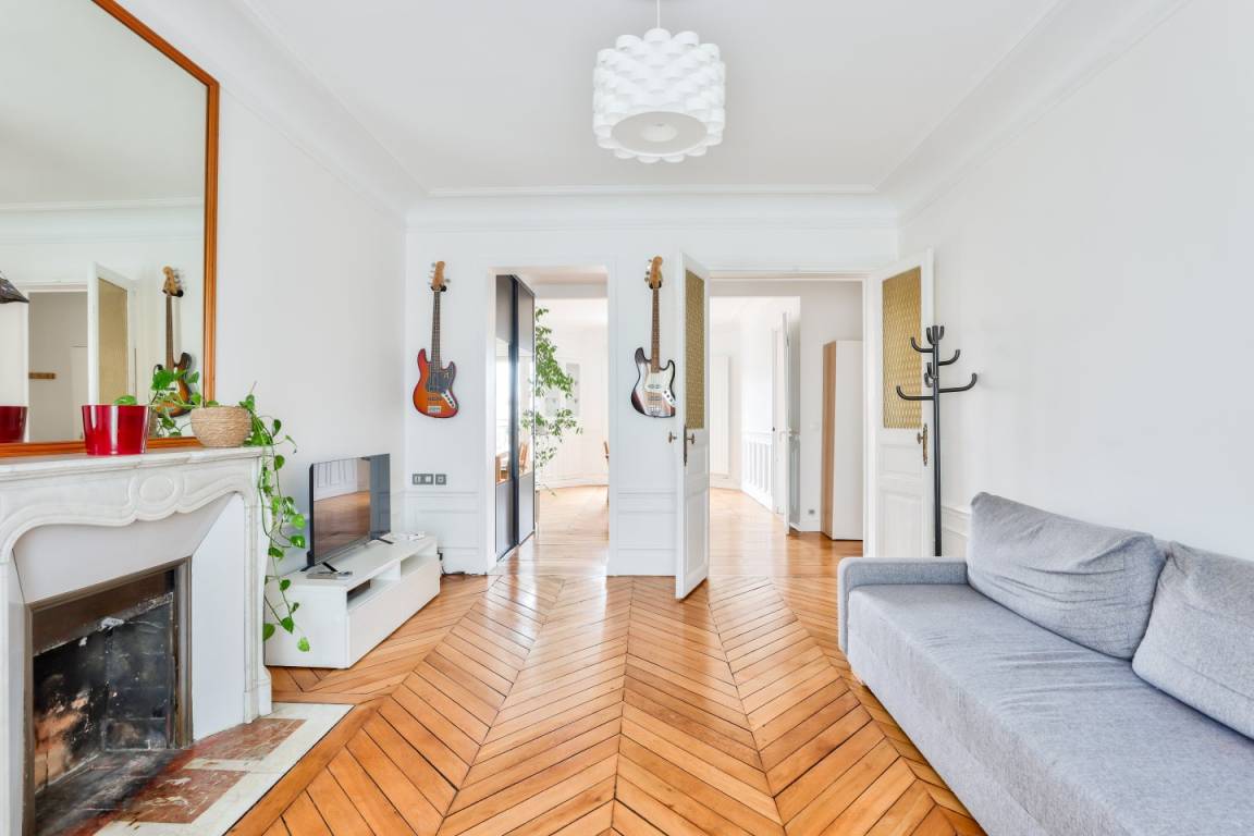 Apartment ∙ 2 Bedrooms ∙ 6 Guests - Saint-Denis, France