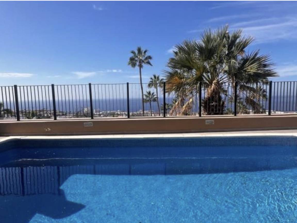 269 M² Villa ∙ 3 Slaapkamers ∙ 6 Gasten - Playa de las Américas