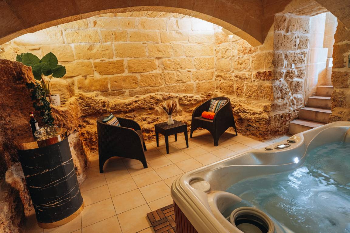 Farmhouse ∙ 4 Bedrooms ∙ 8 Guests - Malta