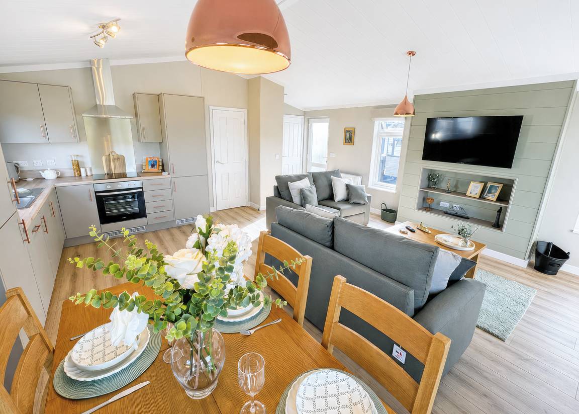 Chalet ∙ 2 Bedrooms ∙ 4 Guests - Derbyshire