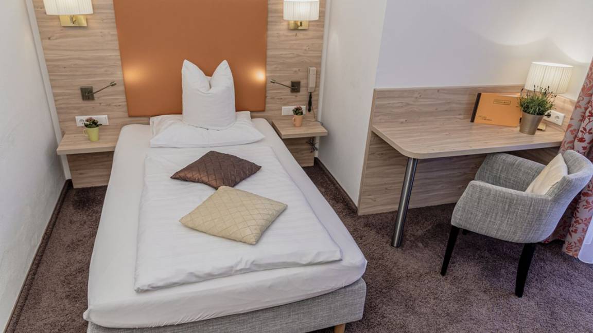Hotel ∙ 1 Habitación ∙ 1 Huésped - Hallstatt