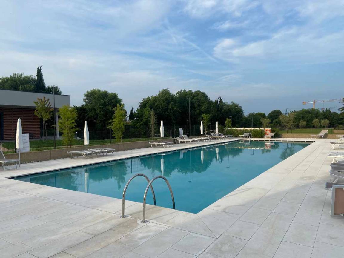 85 M² Ferienwohnung ∙ 2 Schlafzimmer ∙ 4 Gäste - Sirmione