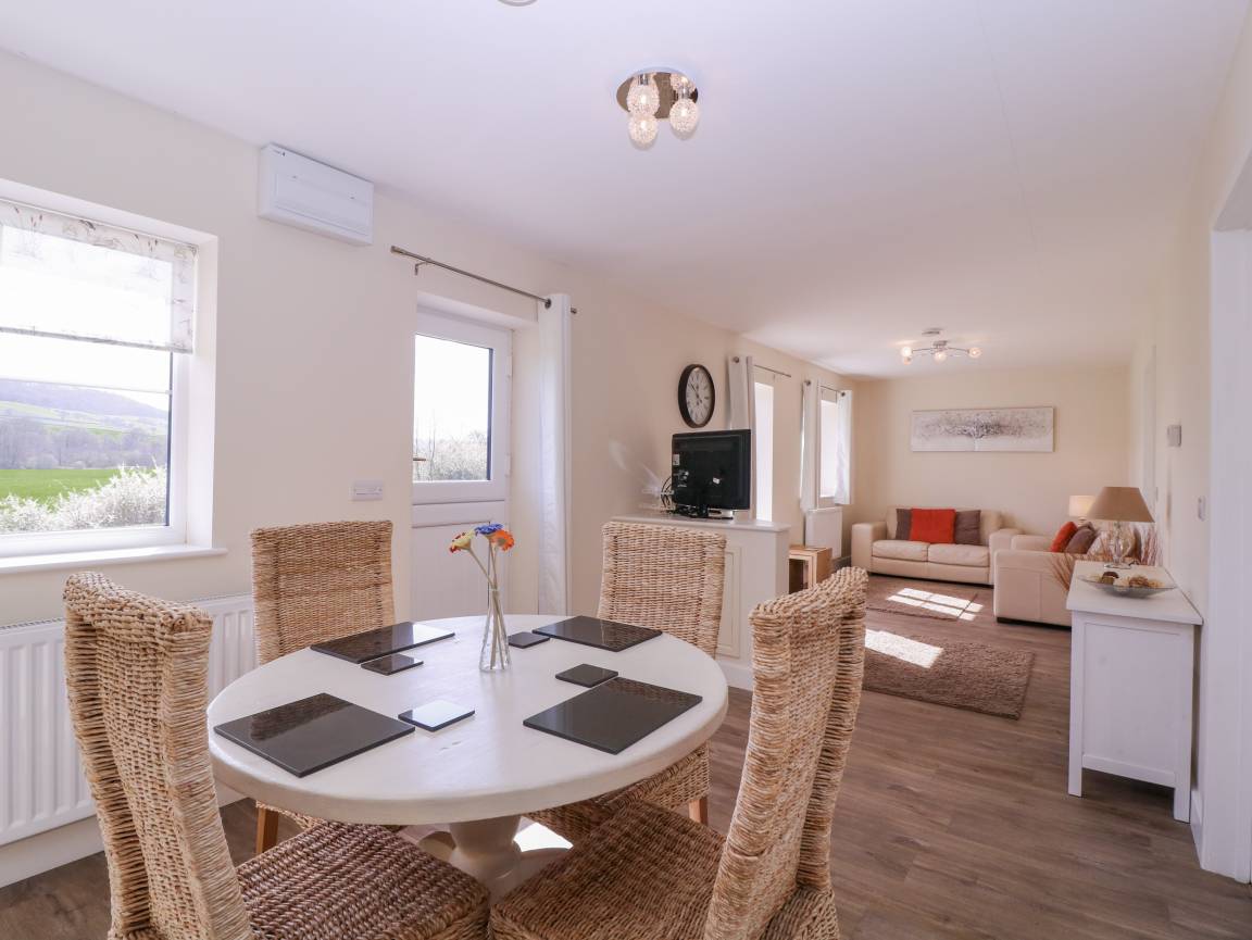 Cottage ∙ 2 Bedrooms ∙ 4 Guests - Brecon