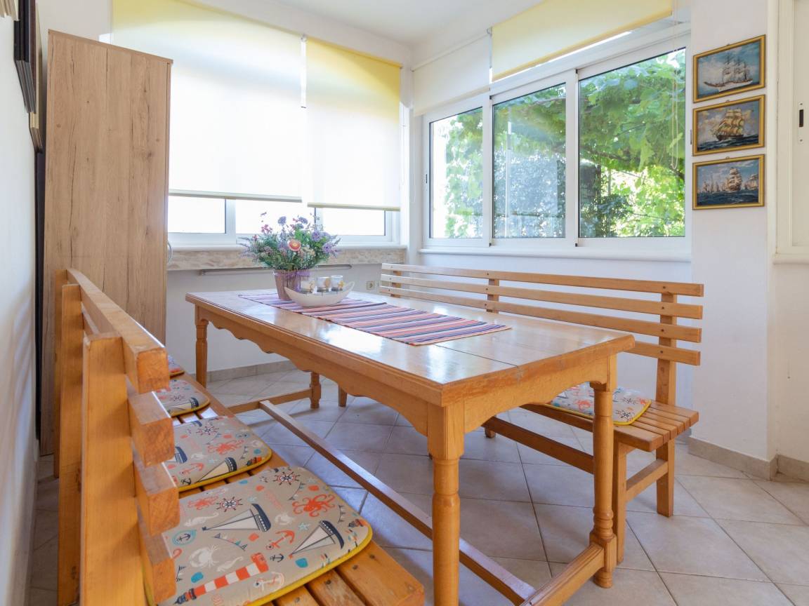 68 M² Apartment ∙ 2 Bedrooms ∙ 5 Guests - Nin