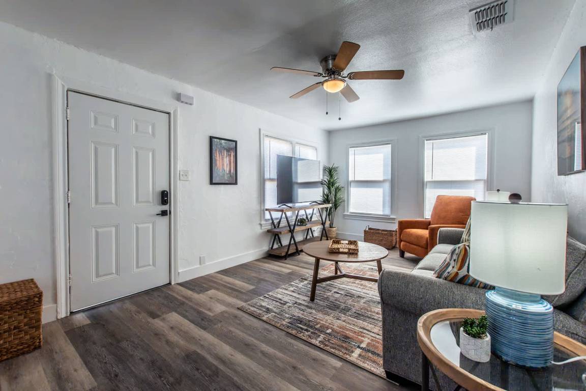 Apartment ∙ 3 Bedrooms ∙ 10 Guests - North Beach, TX