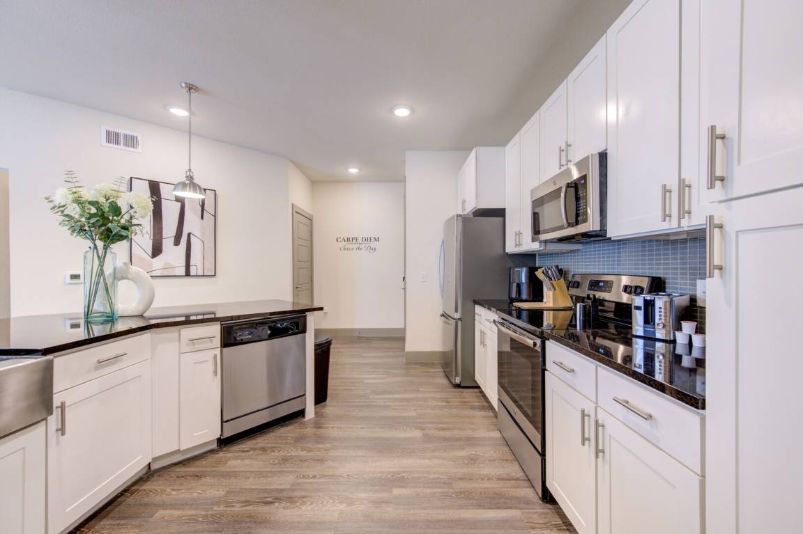 107 M² Apartment ∙ 2 Bedrooms ∙ 4 Guests - The Woodlands, TX