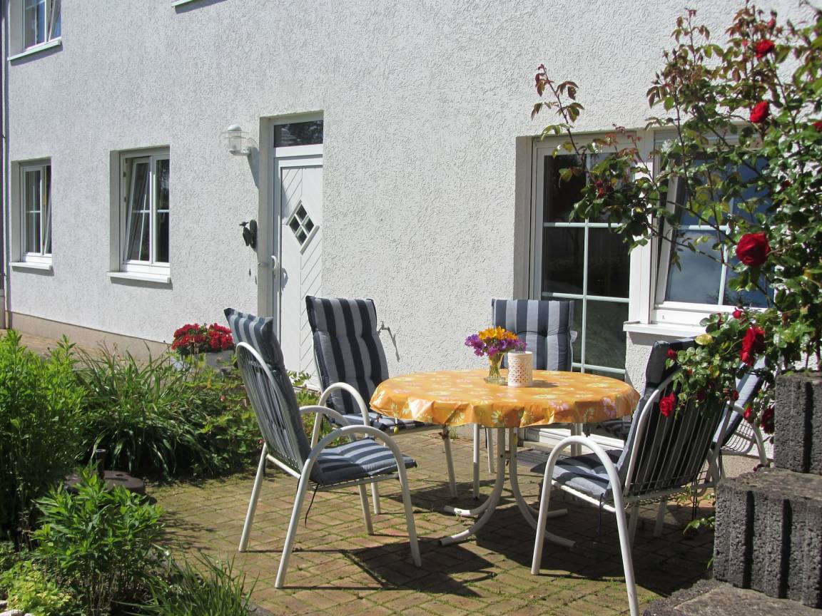 64 M² Ferienwohnung ∙ 1 Schlafzimmer ∙ 4 Gäste - Monschau