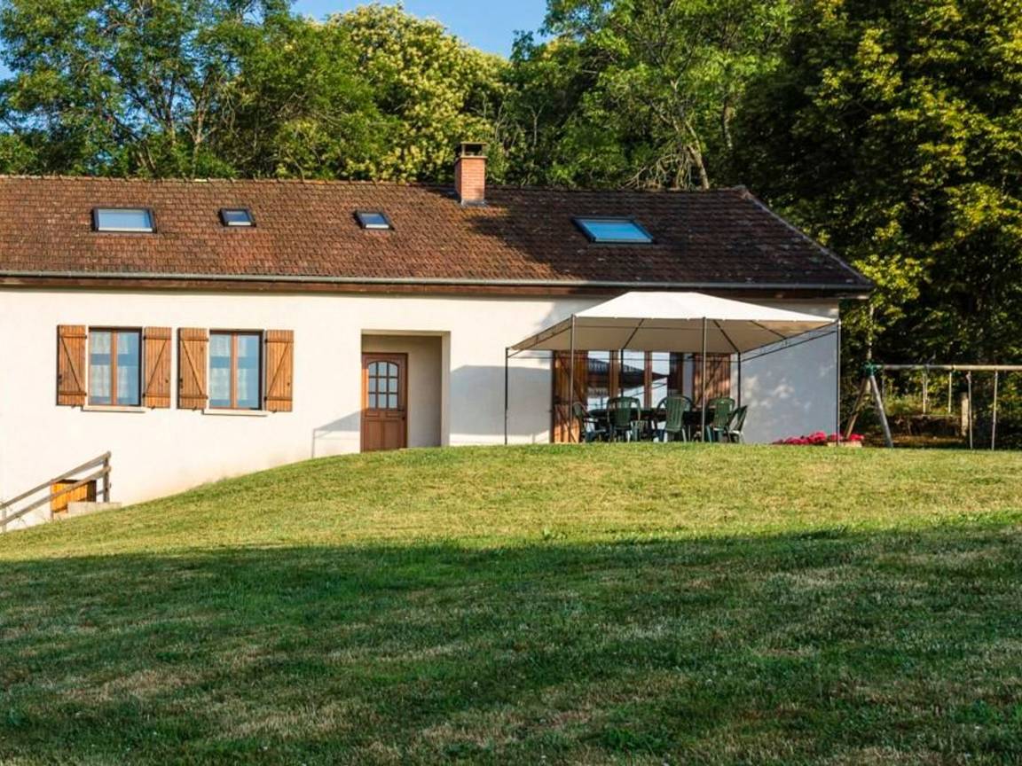 165 M² Cottage ∙ 4 Slaapkamers ∙ 8 Gasten - Nièvre