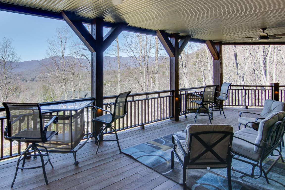 185 M² House ∙ 3 Bedrooms ∙ 4 Guests - Black Mountain, NC