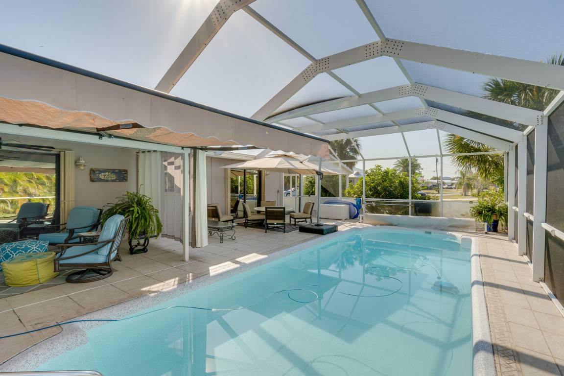 155 M² Ferienhaus ∙ 3 Schlafzimmer ∙ 6 Gäste - Port Charlotte, FL