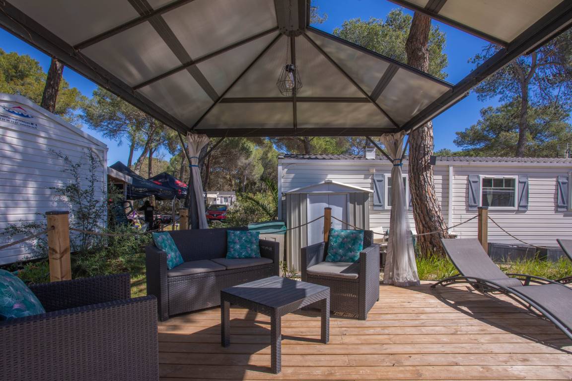 50 M² Camping ∙ 2 Chambres ∙ 4 Personnes - Le Muy