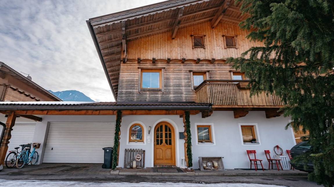 80 M² Ferienhaus ∙ 3 Schlafzimmer ∙ 8 Gäste - Zell am Ziller