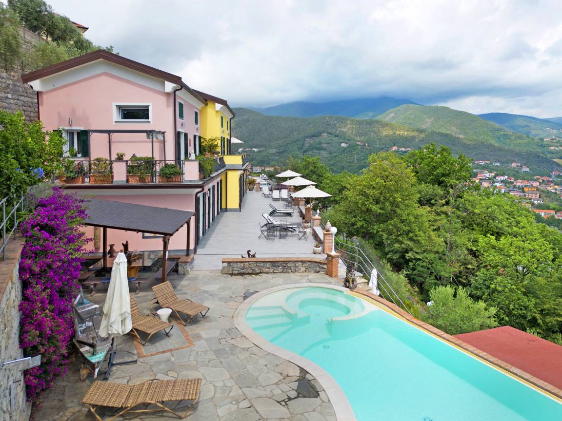 100 M² Apartamento ∙ 2 Habitaciones ∙ 5 Huéspedes - Sestri Levante