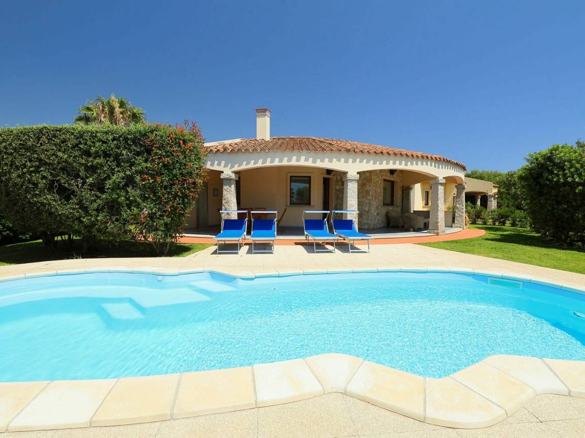 100 M² House ∙ 3 Bedrooms ∙ 6 Guests - Costa Rei