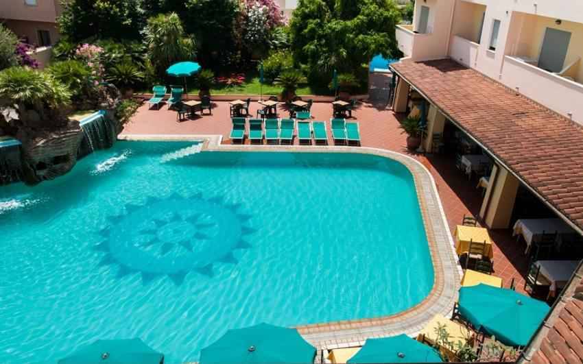 48 M² Apartament ∙ 1 Sypialnia ∙ 5 Gości - Orosei