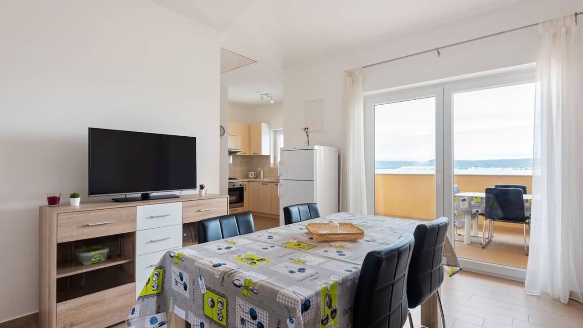 65 M² Ferienwohnung ∙ 2 Schlafzimmer ∙ 6 Gäste - Kroatien