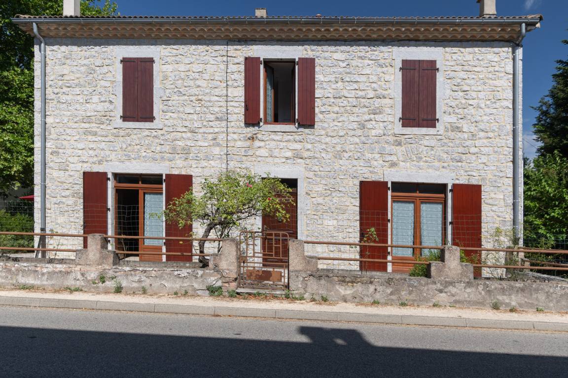 165 M² House ∙ 5 Bedrooms ∙ 12 Guests - Ardèche