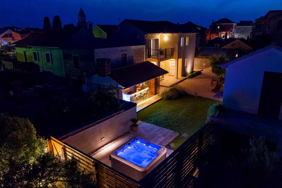 165 M² Villa ∙ 3 Bedrooms ∙ 6 Guests - Sukošan