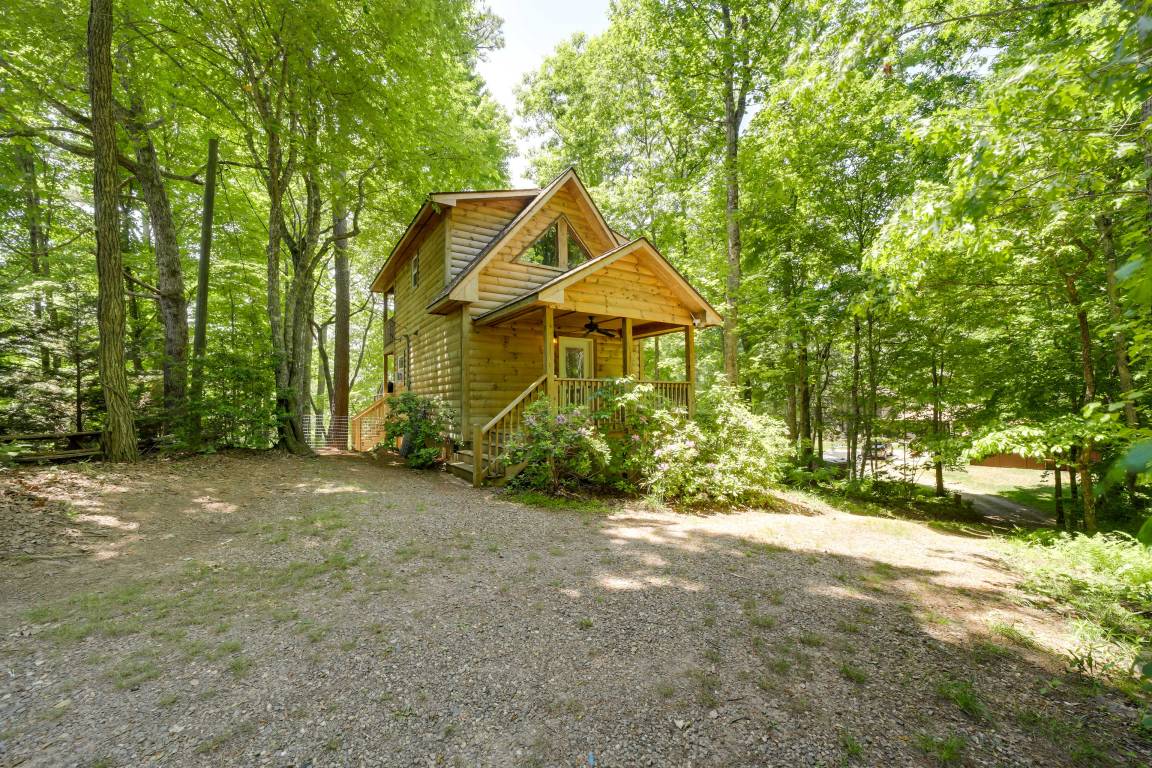65 M² Apartment ∙ 4 Guests - Sylva, NC