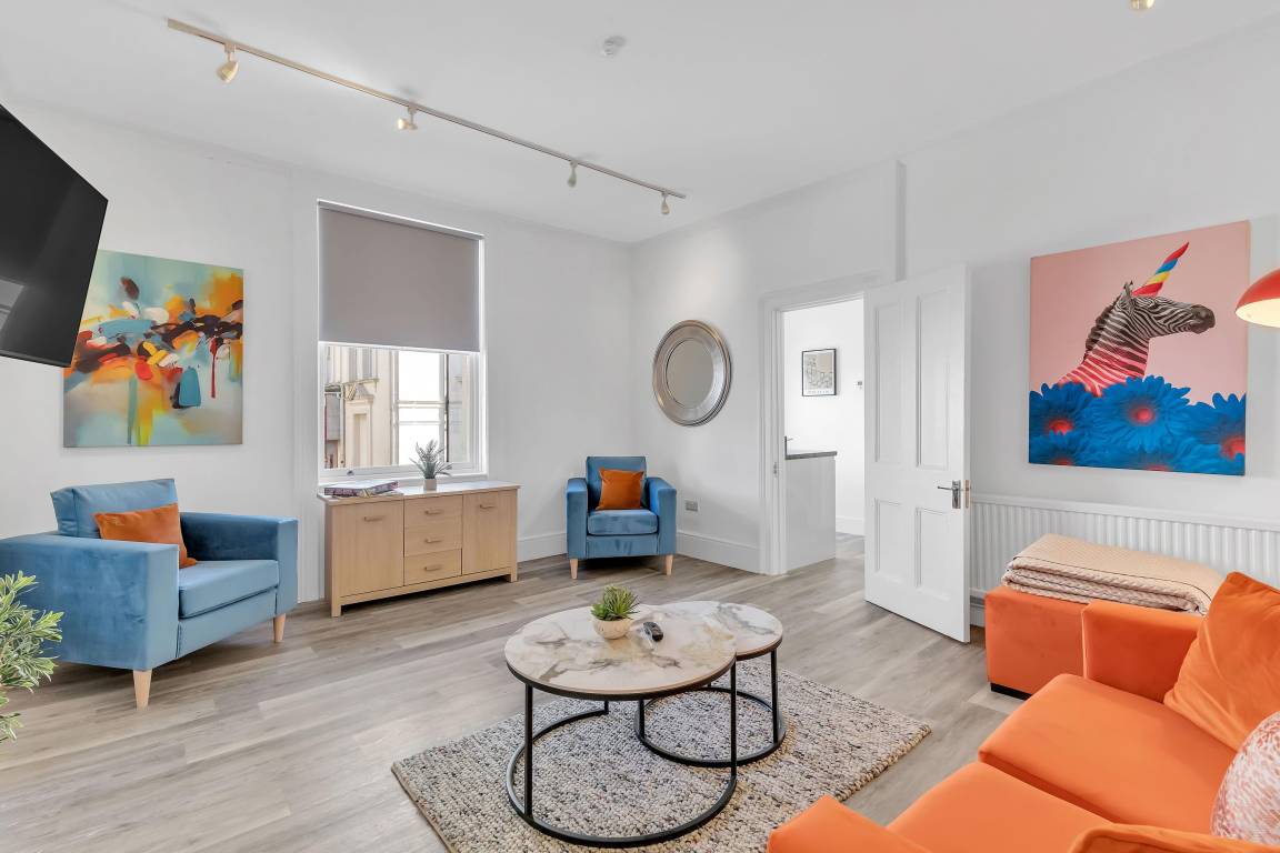 116 M² Huis ∙ 3 Slaapkamers ∙ 8 Gasten - Hove