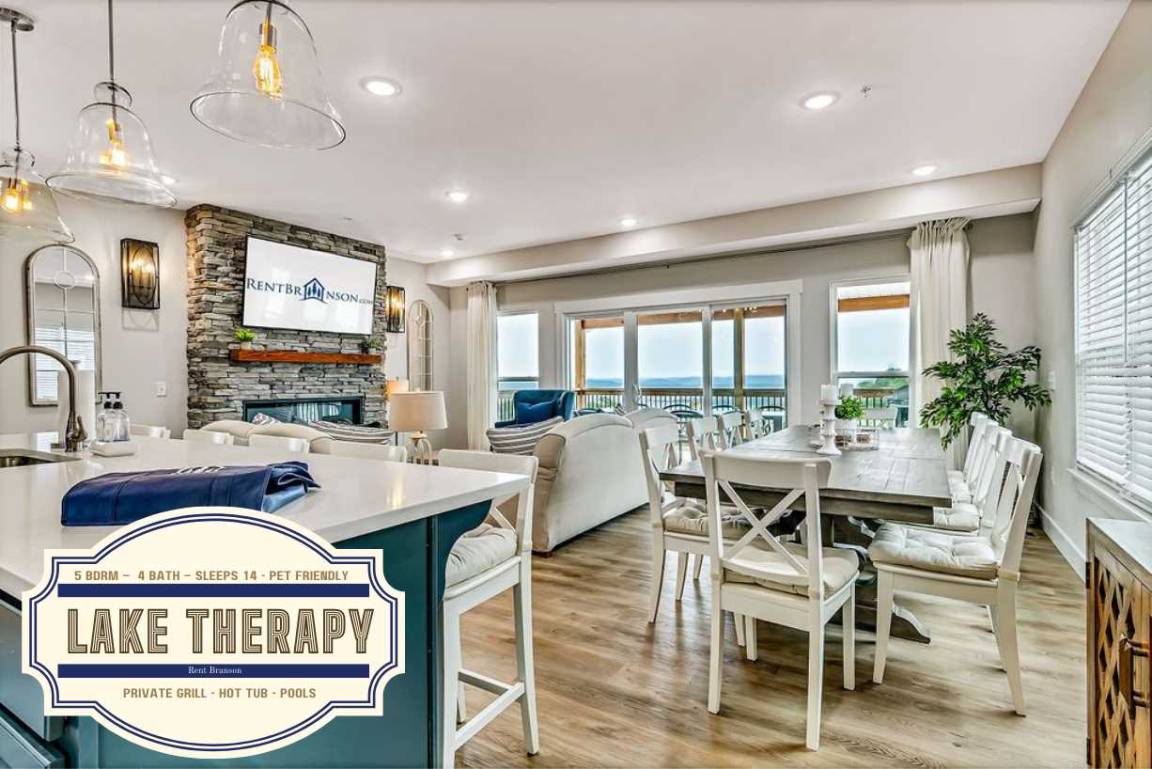 Lodge ∙ 5 Bedrooms ∙ 14 Guests - Branson, MO