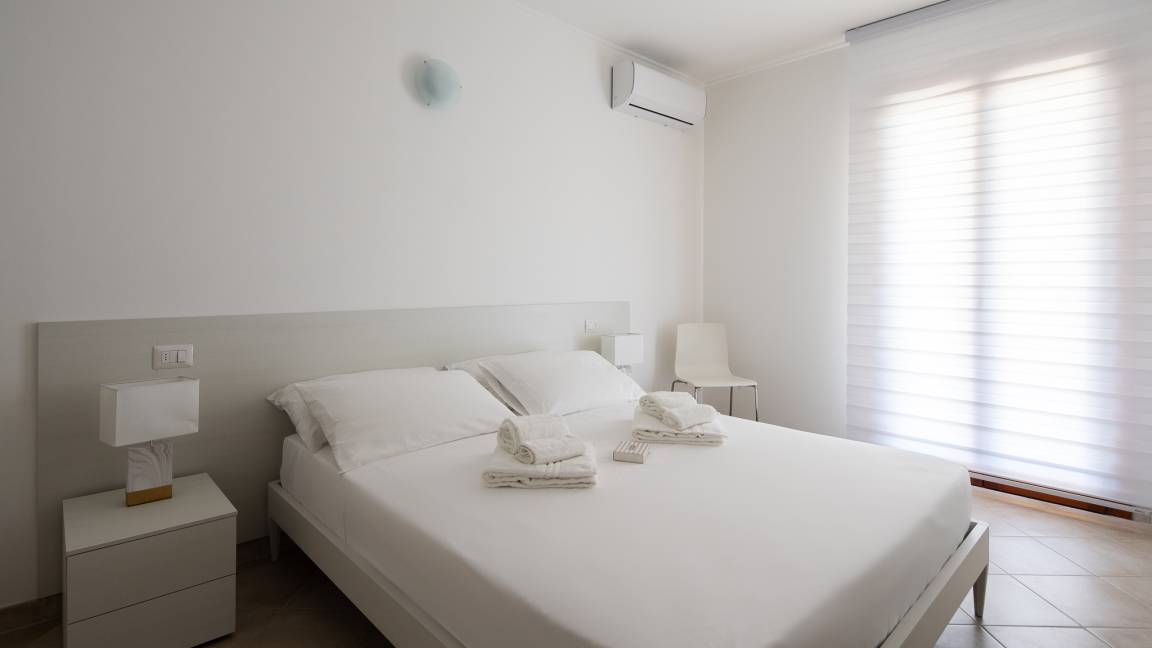 103 M² Apartamento ∙ 2 Habitaciones ∙ 6 Huéspedes - Olbia