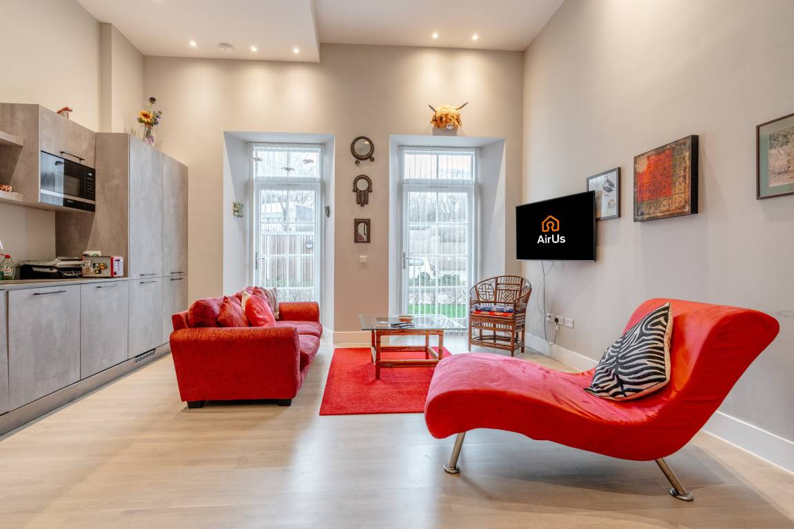 75 M² Apartment ∙ 2 Bedrooms ∙ 4 Guests - Edinburgh