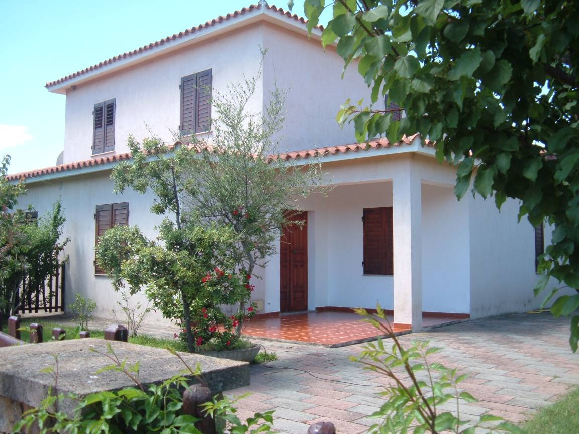 100 M² Villa ∙ 3 Chambres ∙ 6 Personnes - San Teodoro