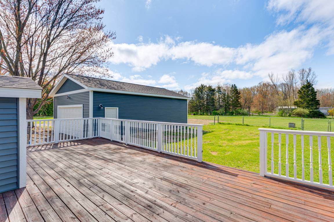 148 M² House ∙ 3 Bedrooms ∙ 6 Guests - Electric Forest